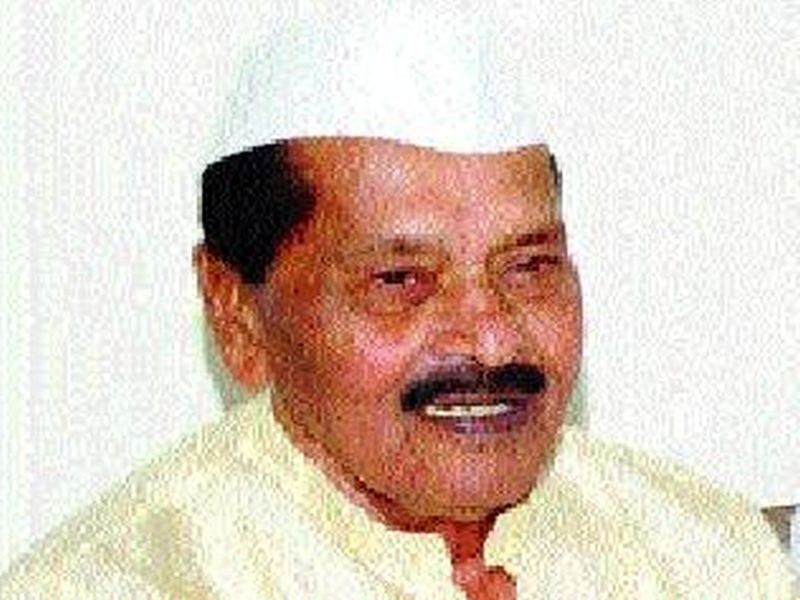 मोहनराव कदम यांच्यासह कुटुंबातील चौघांना कोरोनाची लागण; शांताराम कदम ...