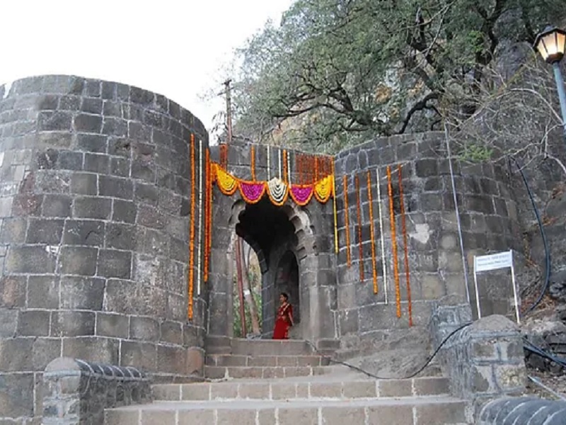 Shivneri Fort | किल्ले शिवनेरीवर येणार लाखभर मावळे; ‘शिवकालीन गाव ...