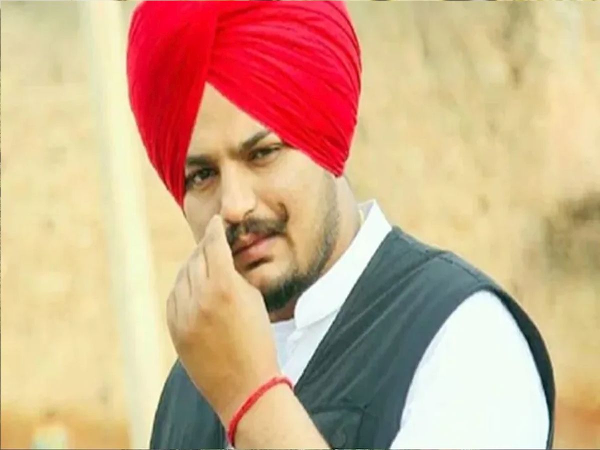 Sidhu Musewala : प्रसिद्ध पंजाबी गायक सिद्धू मुसेवाला याची गोळ्या झाडून ...