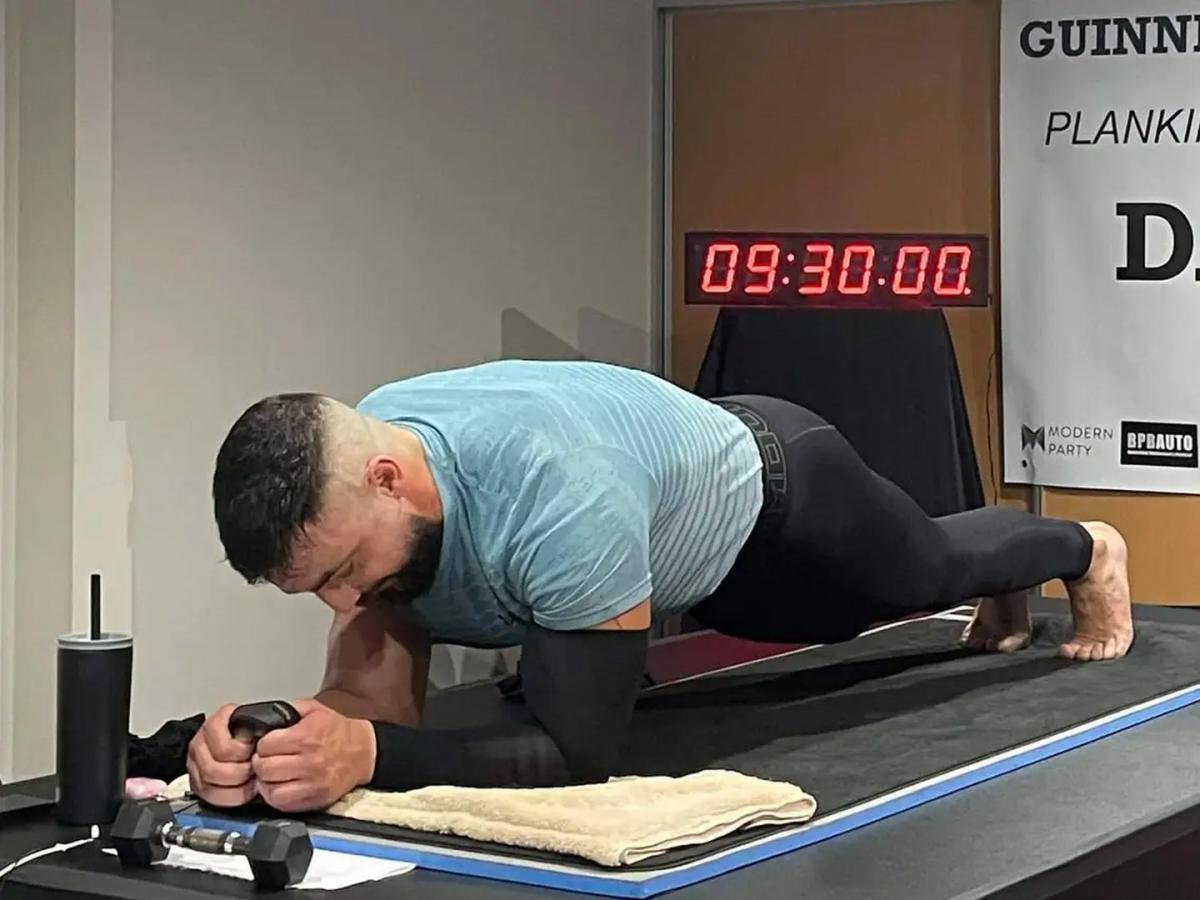 जिद्दीची कहाणी इथेच संपत नाही; हातही हलवता येत नव्हता, तरी विश्वविक्रम ...