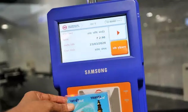 फेक स्मार्ट कार्ड बनविणारे अटकेत Mumbai Marathi News | Fake smart card ...