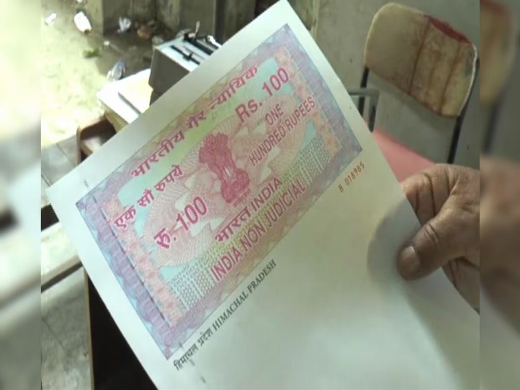 विद्यार्थ्यांना हॉल तिकीटसाठी मागितले जाताहेत स्टॅम्पपेपर व चेक Nagpur ...