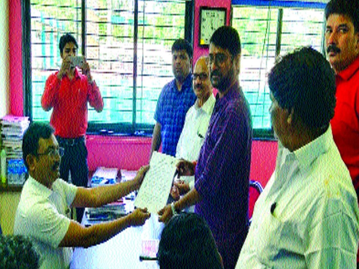 Vidhan sabha 2019 : सुभाष भोईर यांचा कल्याण ग्रामीणमध्ये अर्ज दाखल ...