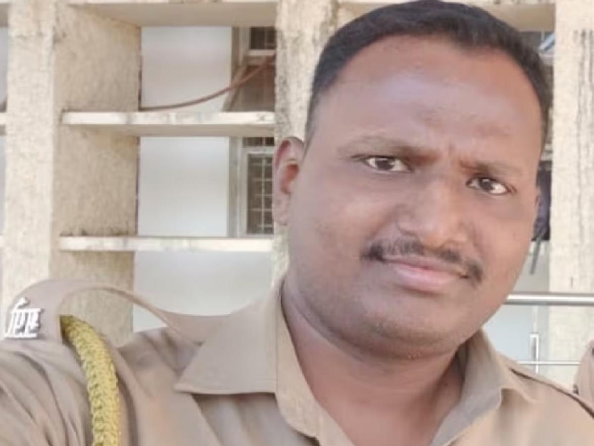 Sindhudurg: मित्राला मेसेज केला, अन् पोलिस शिपाई सुरज पवार यांनी संपवले जीवन; नेमके कारण अस्पष्ट ...