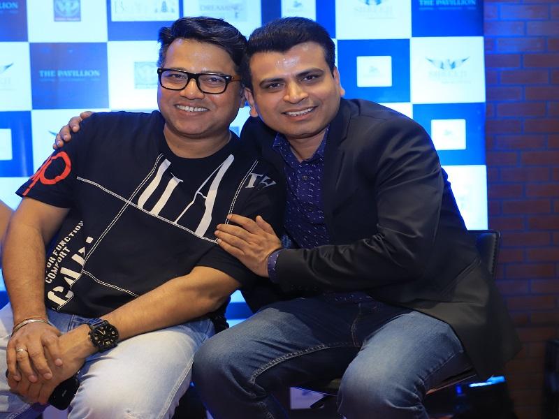 बॉलिवूडचा 'हा' फिल्ममेकर 'लकी'मधून करतोय मराठीत पदार्पण - Marathi News ...