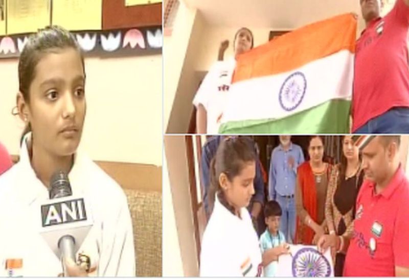 रक्षाबंधनाच्या दिवशी 'ती' मुस्लिम मुलगी श्रीनगरमधल्या लाल चौकात ...