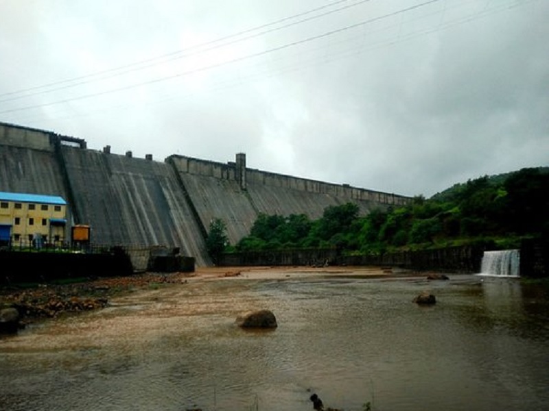 Temghar Dam | टेमघर धरणाची गळती ९६ टक्क्यांपर्यंत घटली पण अडीच ...
