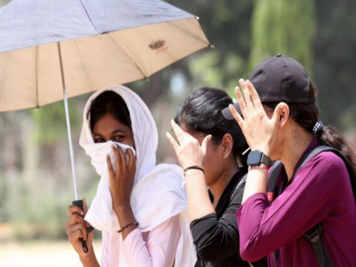 Maharashtra Temperature: चंद्रपूर तापले! राज्यातील 'या' भागात पावसाची ...