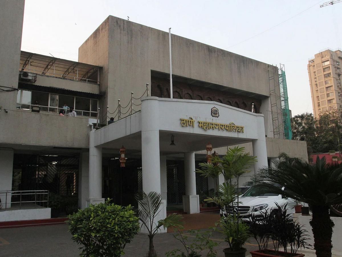 लाचखोर पाटाेळेसह तिघांची रवानगी ठाणे कारागृहात Thane Marathi News | Three people including bribe ...