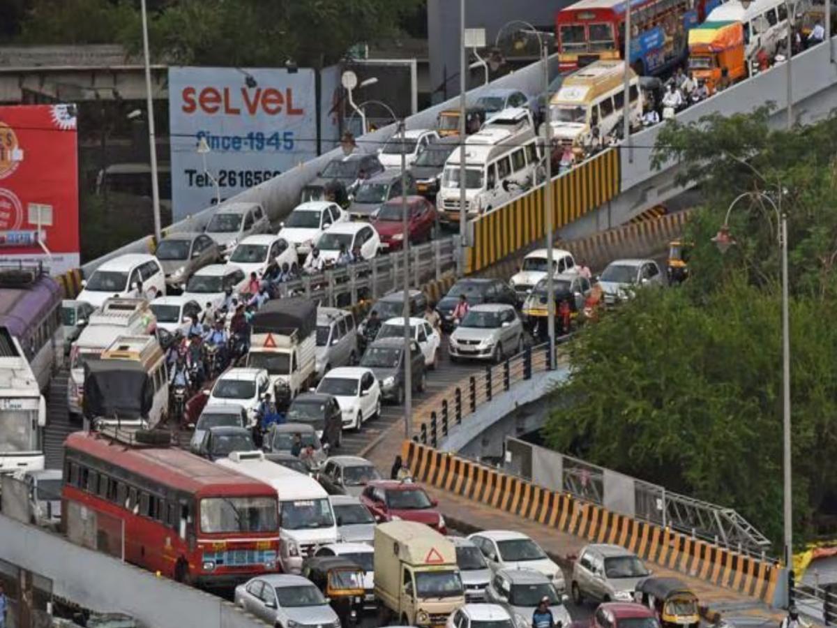 Pune Traffic: पुणेकरांचे टेन्शन वाढवणारी बातमी! वाहतूककोंडीत पुणे जगात ...