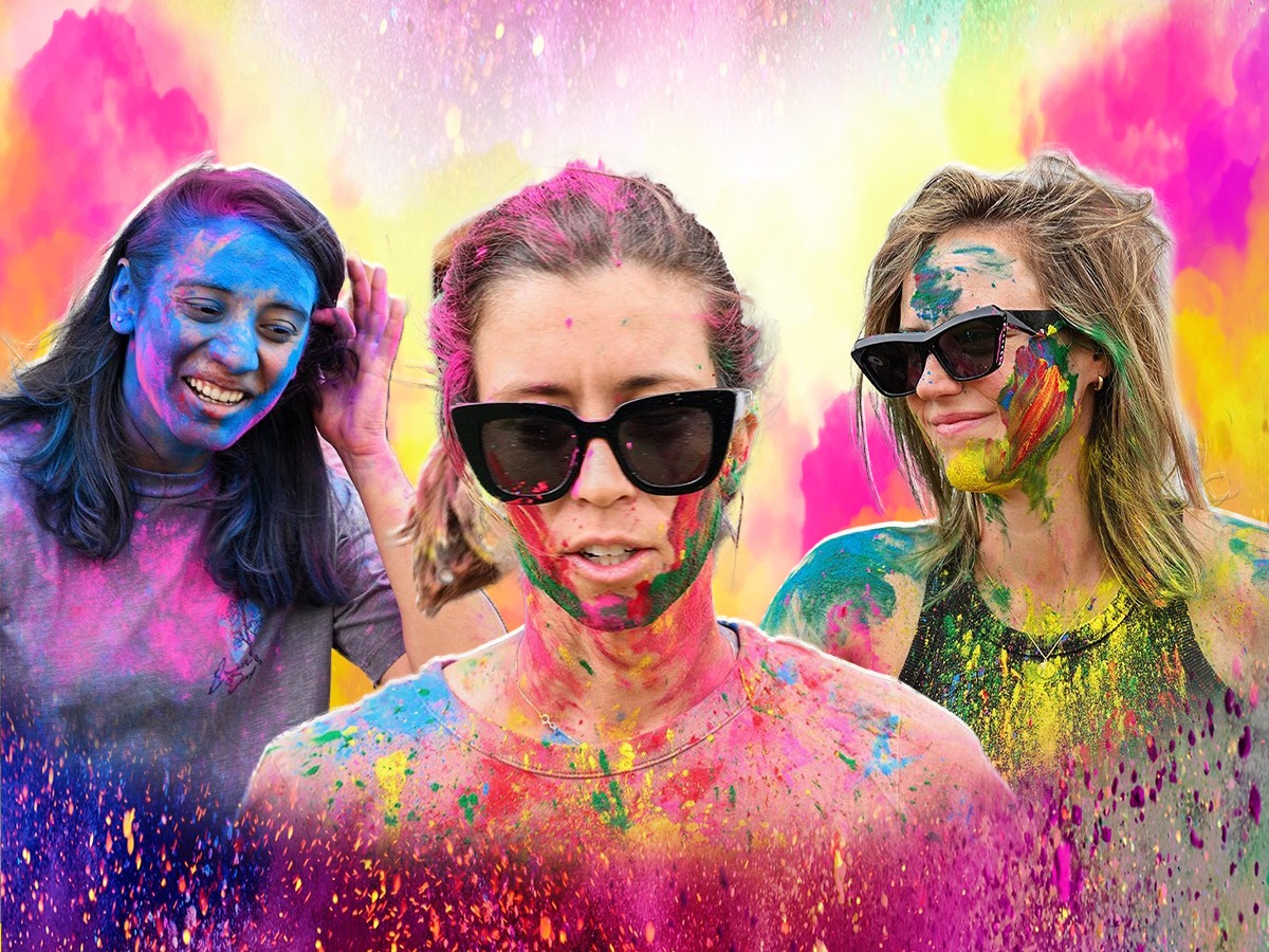 रंगात रंगले मी! स्मृती मानधना, एलिसे पेरीसह RCBच्या खेळाडू खेळल्या ...