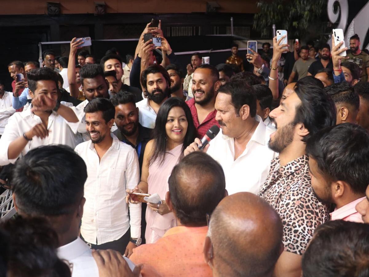 ‘तेरे बिना जिया जाए ना’; उदयनराजेंनी खास शैलीत गाणं गात जिंकली ...