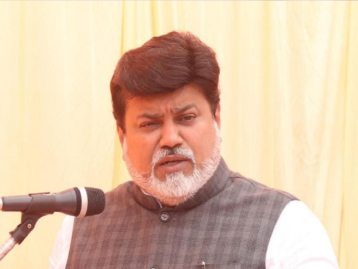 कोकणात लक्ष घालू नका, मंत्री उदय सामंतांचा 'त्या' नेत्याला सल्ला ...