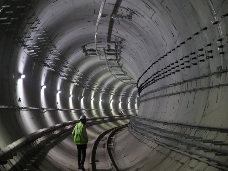 Pune Metro Photos: पुण्यात ३० मीटर जमिनीत मेट्रोचे साकारतेय वेगवान जग ...