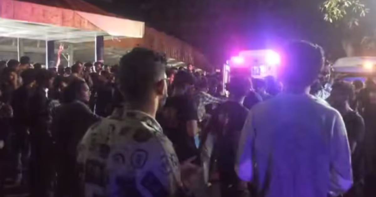 केरळच्या कोच्चि विद्यापीठात संगीत कार्यक्रमादरम्यान मोठी दुर्घटना ...