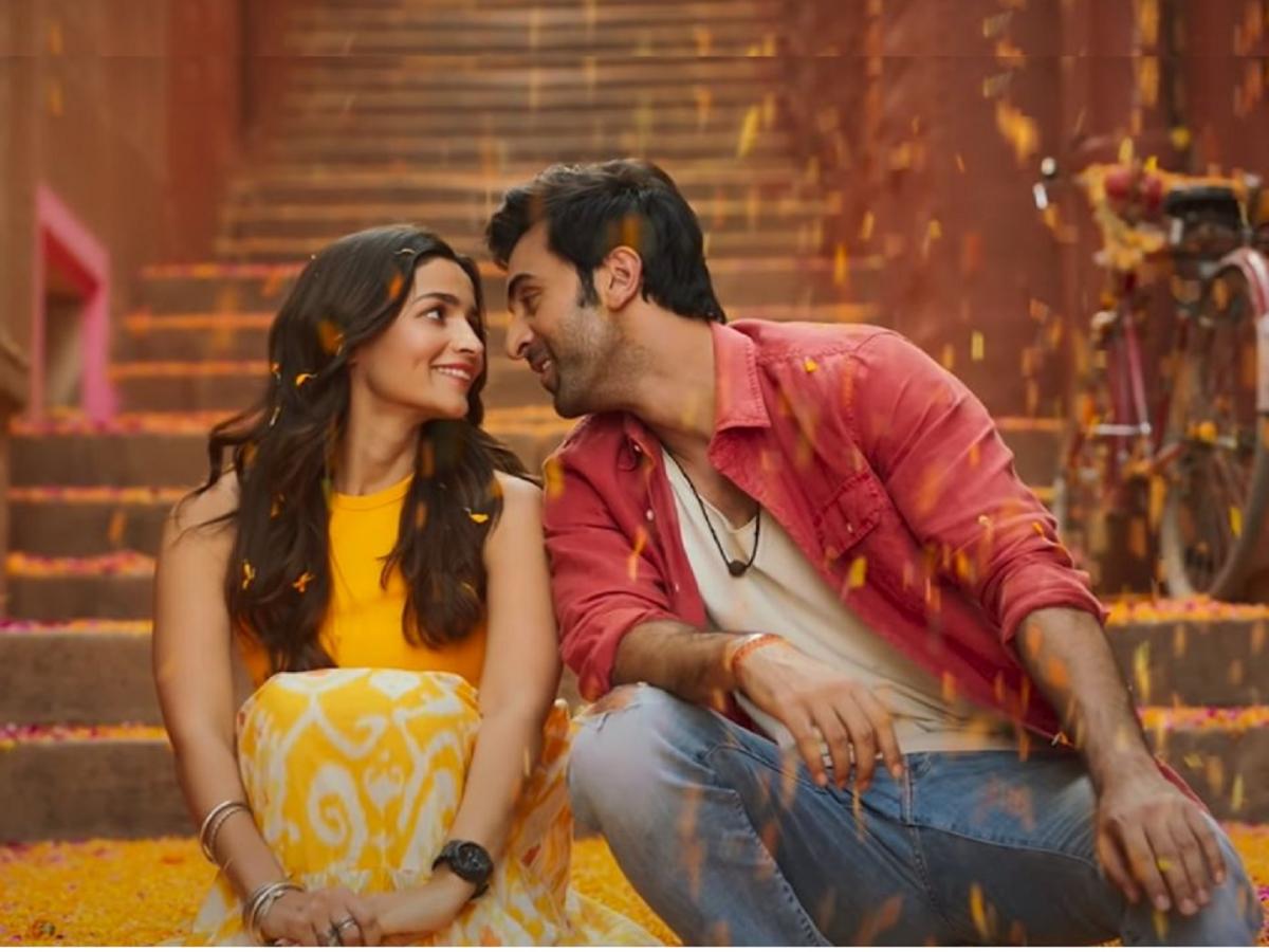 Brahmastra box office collection Day 2: ‘ब्रह्मास्त्र’ची जादू चालली ...
