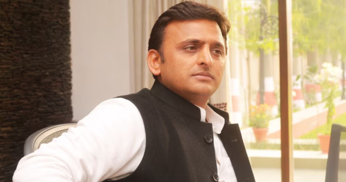 राज्यसभा निवडणुकीदरम्यान ‘सपा’मध्ये फूट, मनोज पांडेय यांनी प्रतोदपत ...