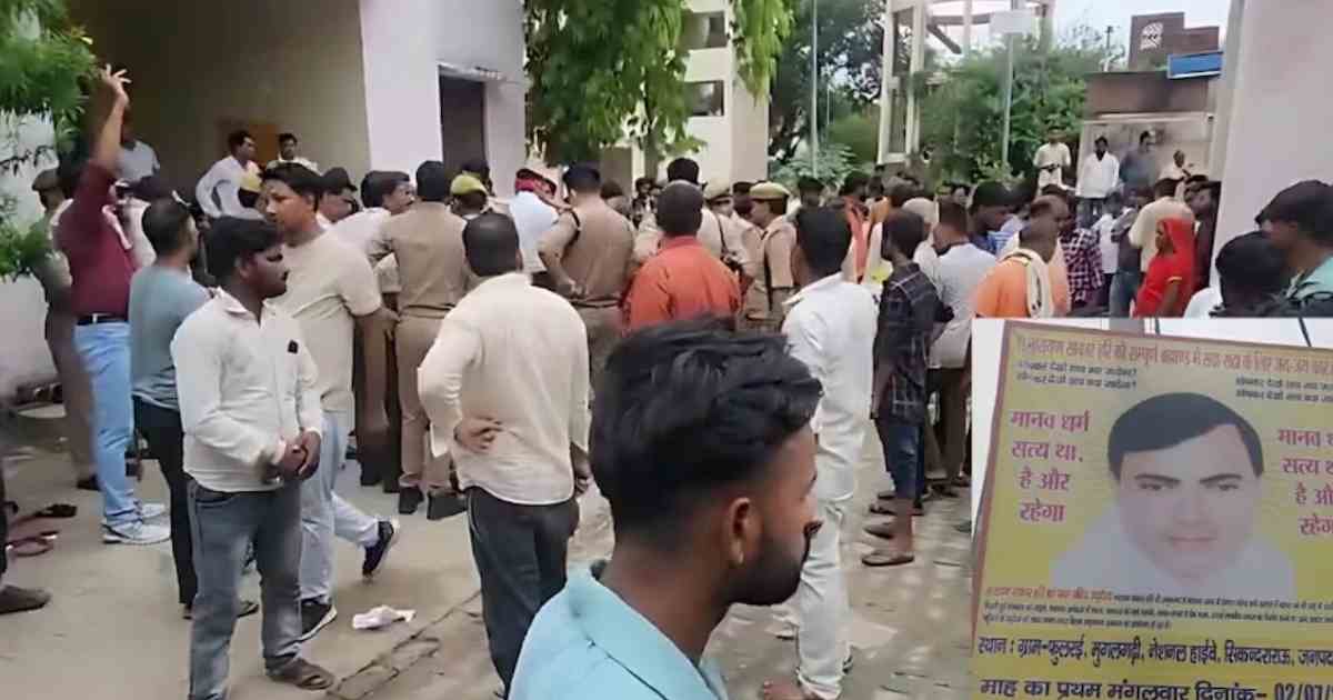 हातरसच्या भोले बाबांची गुपिते उघड! भक्तांकडून एक पैसाही घेत नाहीत, पण ...