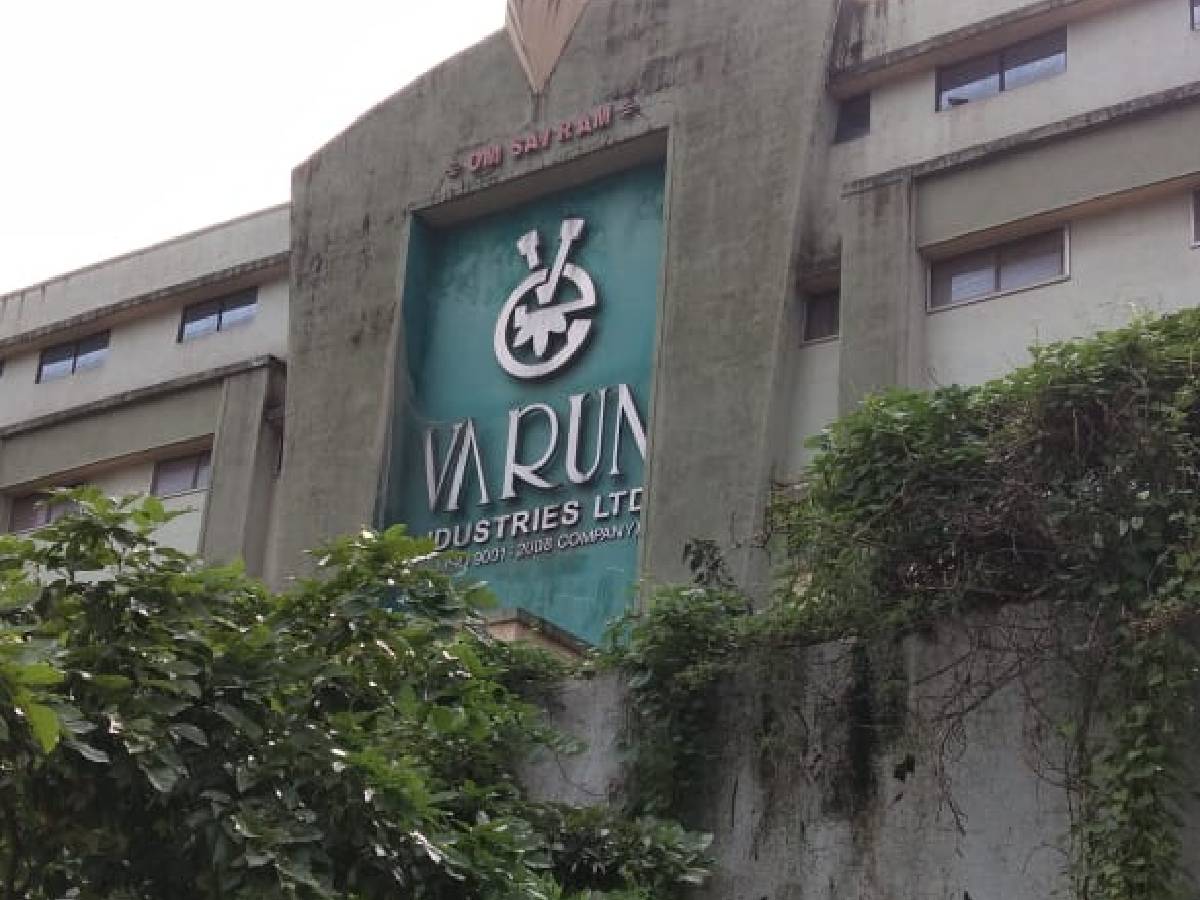 वरुण इंडस्ट्रीजचा कॅनरा बँकेलाही ११८ कोटींचा गंडा; कर्जाचे दुबई कनेक्शन - Marathi News | Varun ...