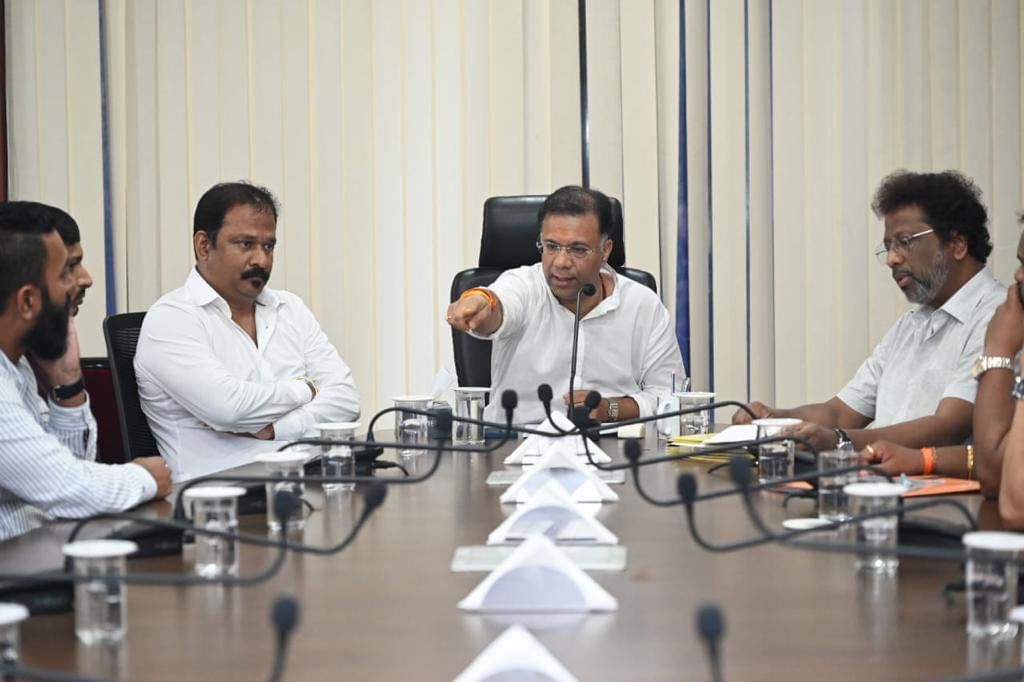 झोनिंग प्लॅन लोकसहभागातूनच; मंत्री विश्वजित राणे यांचा दावा Goa Marathi ...