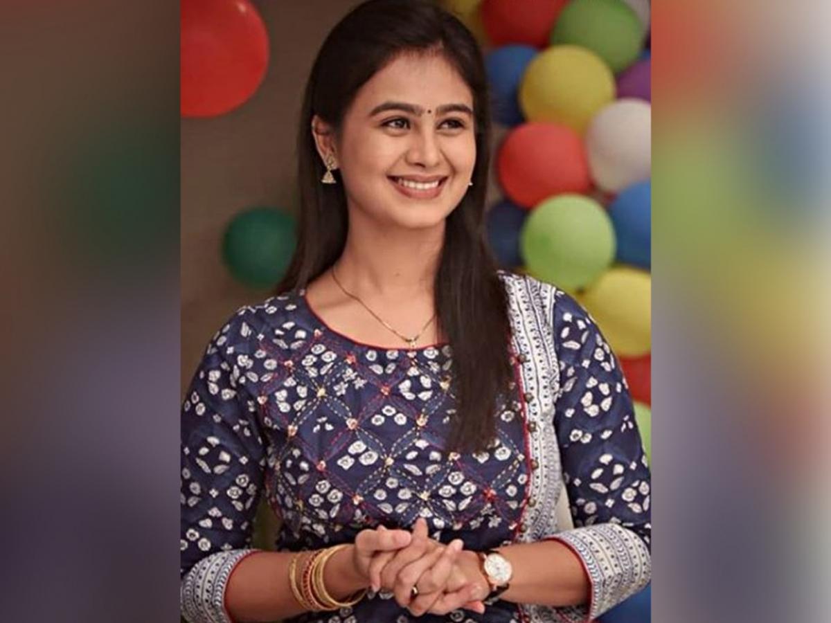 तुम्हाला माहिती आहे का, कोण आहे मृणाल दुसानिसचा बेस्ट फ्रेंड? - Marathi ...