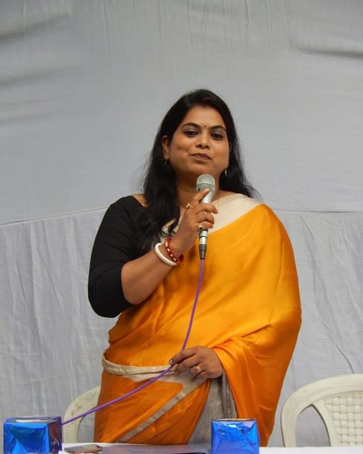 हसीना आप्पाचा दरबार भंगला, एक मोठे ब्लॅकमेलर रॅकेटचे धागेदोरे मुंबई ...