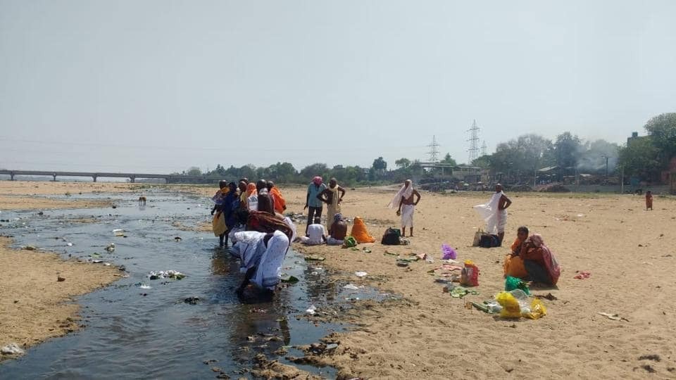 Falgu River: सीतेच्या शापातून मुक्त होणार फल्गू नदी, पाहा काय होता ...