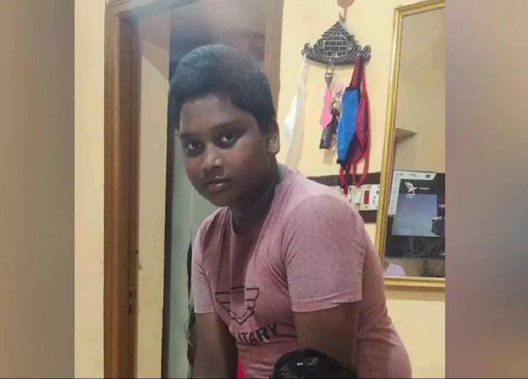 "पप्पा, माझी शाळा बदला!"; गृहपाठाला कंटाळून विद्यार्थ्याने स्वत:ला घेतलं जाळून अन्... - Marathi ...