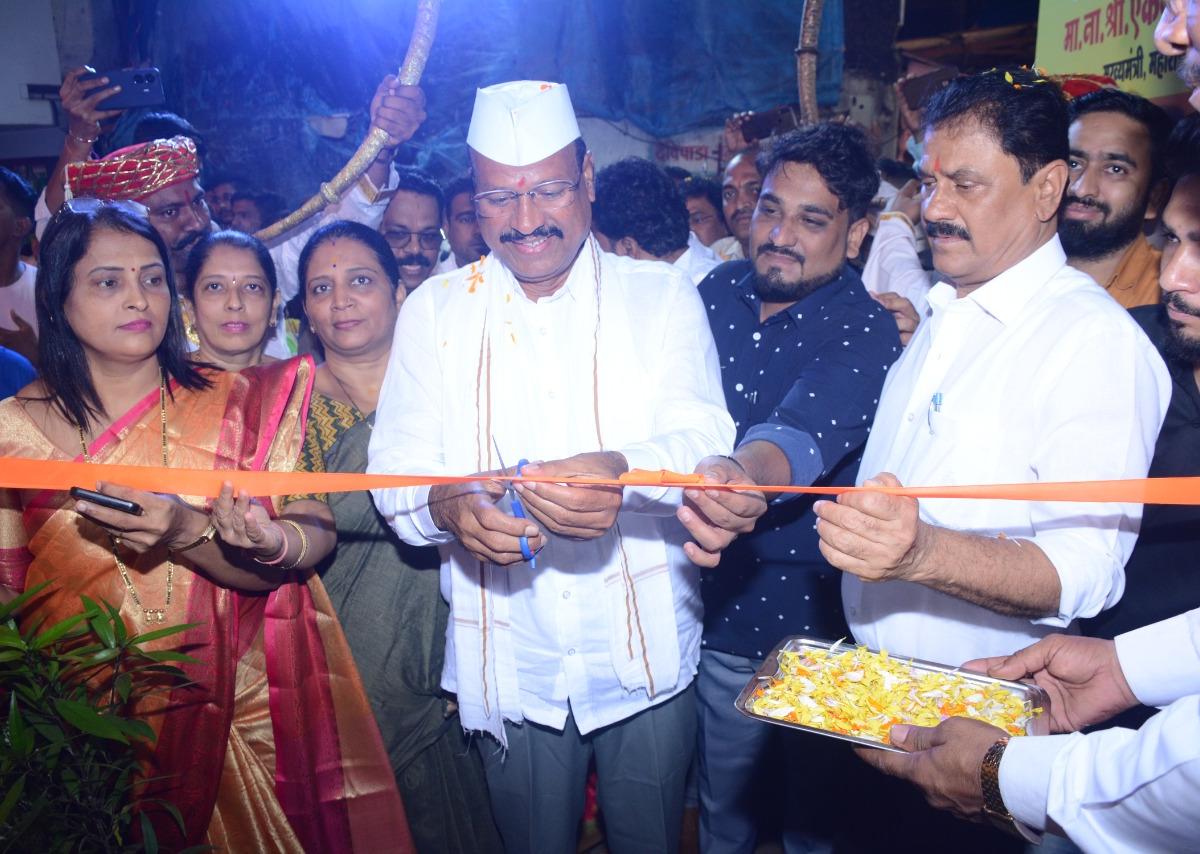 शिवसेना व धनुष्यबाण चिन्ह शिंदे गटालाच मिळणार - अब्दुल सत्तार Mumbai ...