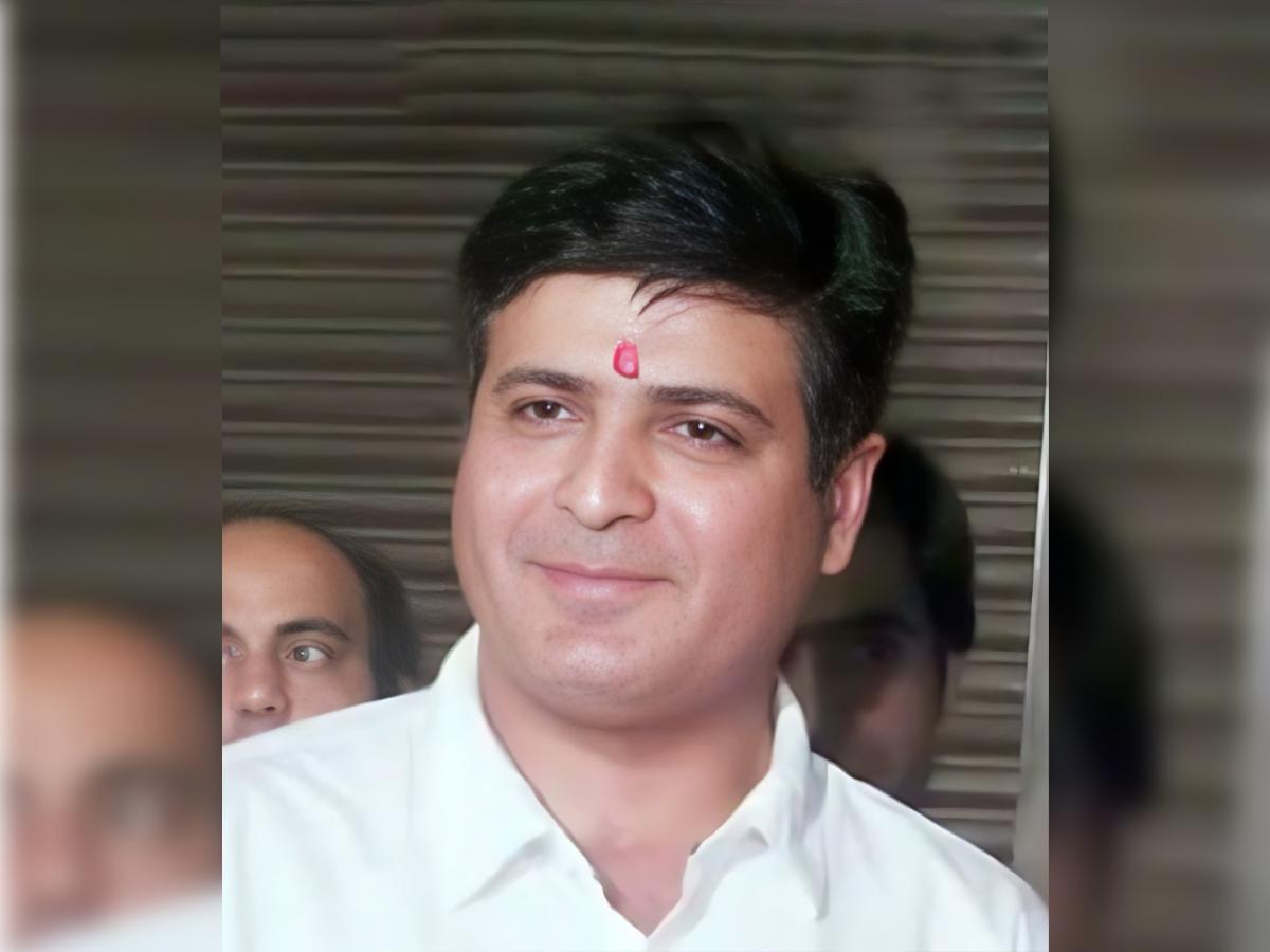 उल्हासनगरमध्ये ओमी कलानी यांच्यासह दोघांवर ५० लाख खंडणीचा गुन्हा दाखल ...