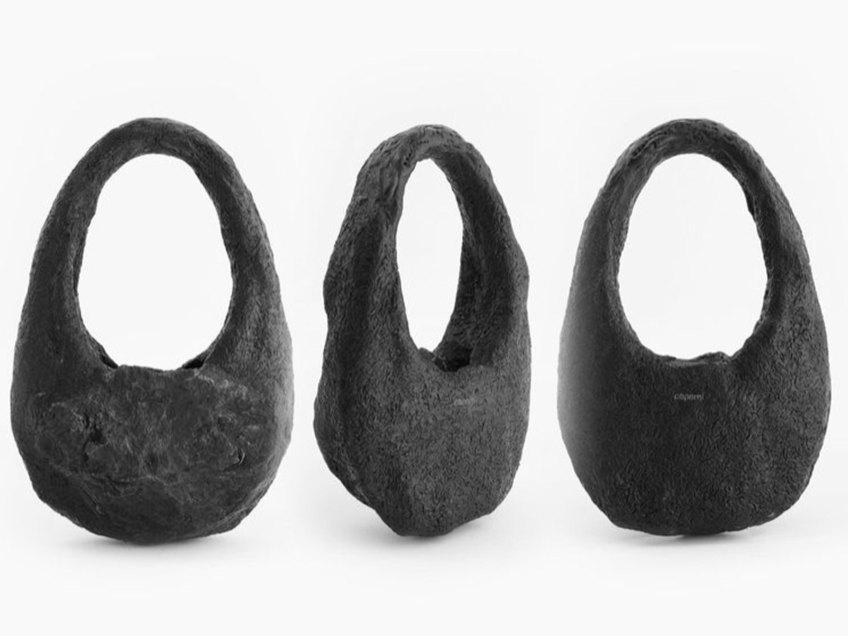 अबब ! चक्क ३५ लाखांची हँन्डबॅग, नेमकं यात एवढं आहे तरी काय ? - Marathi ...