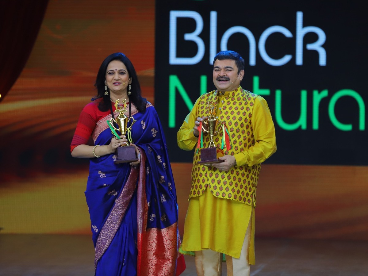 प्रशांत दामलेंच्या नाटकाने पार केला १२, ५०० नाट्यप्रयोगाचा टप्पा; या ...