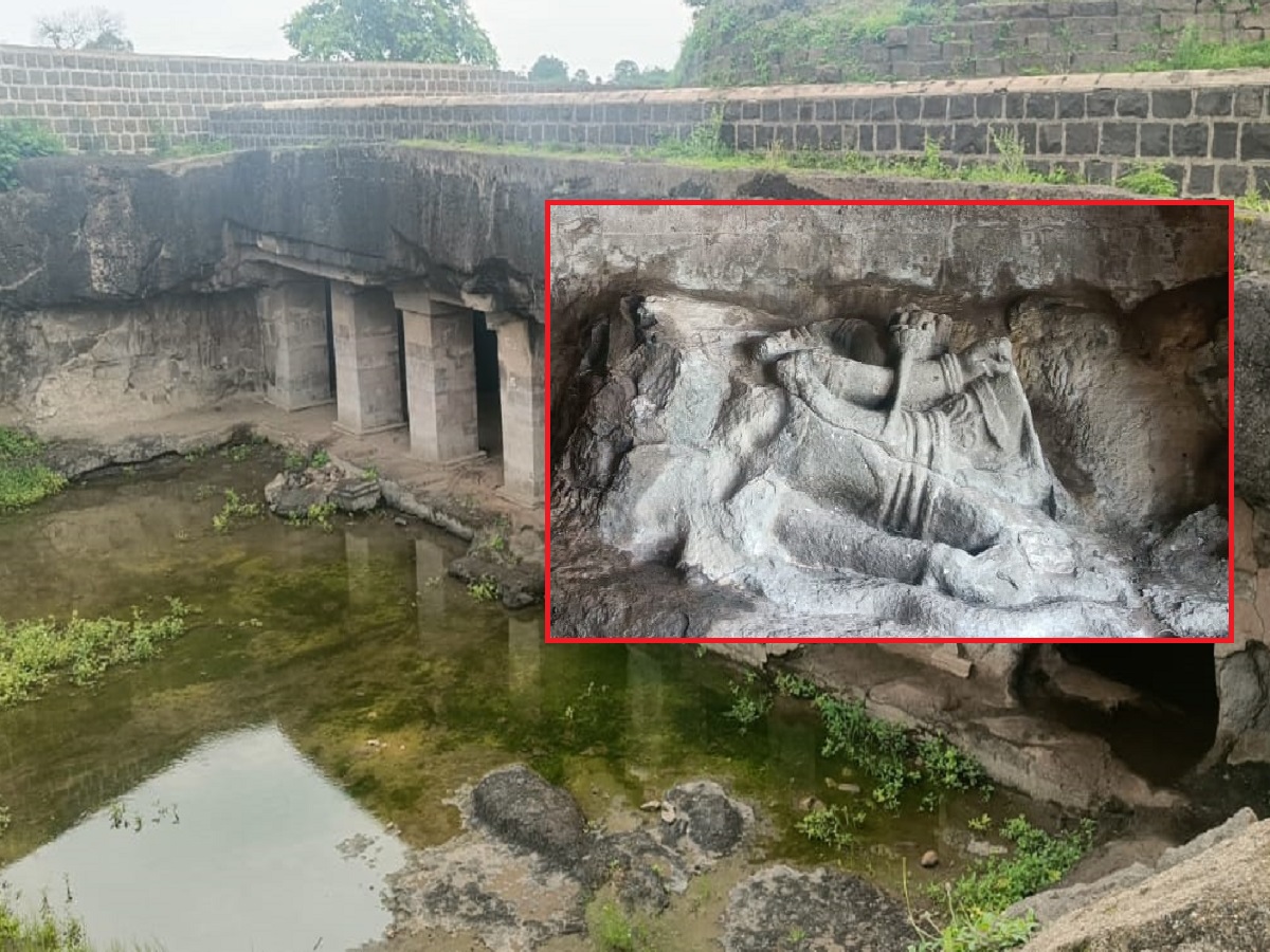 पुरातन तुकाई लेणी नष्ट होण्याच्या मार्गावर; पावसाचे पाणी साचल्याने धोका ...
