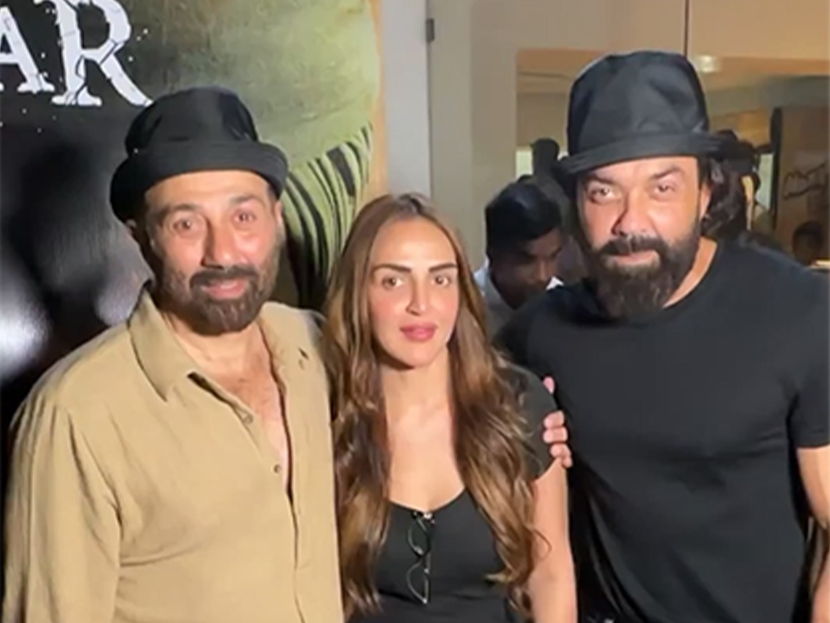 ४० वर्षानंतर इशाने बांधली भावांना राखी; ओवाळणीत सनी,बॉबीने दिलं 'हे ...