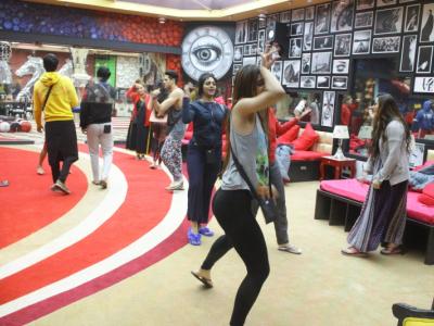 Bigg Boss 11:घराच्या आतले फोटो - Marathi News | Bigg Boss 11: Inside ...