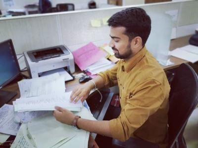 Sandeep Budania : प्रयत्नांती परमेश्वर! ३४ वेळा फेल, आले वाईट विचार ...