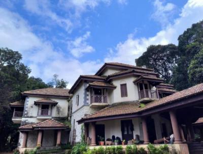'पछाडलेला' सिनेमातील श्रेयसची गर्लफ्रेंड मनीषा आठवतेय? आताही दिसते ...