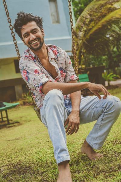 विकी कौशलला एक ‘गंभीर’ आणि एक ‘सुंदर’ आजार, वाचून तुम्हालाही बसेल धक्का ... विकी कौशलला एक ‘गंभीर’ आणि एक ‘सुंदर’ आजार, वाचून तुम्हालाही बसेल धक्का ...