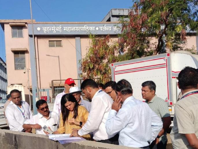दुभाजक, रस्ते, पदपथ दुरुस्तीसाठी ठेकेदार नको : पालिका आयुक्त अश्विनी ...
