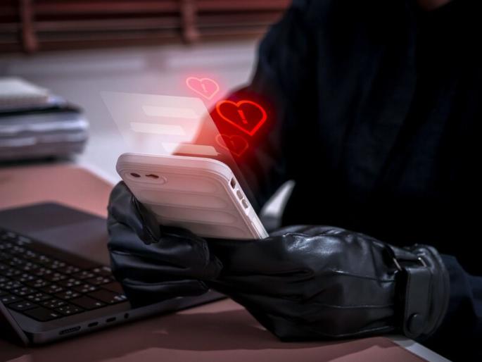प्रेमाचं जाळं टाकलं, तब्बल १४० महिलांना लुटलं, डोंबिवली पोलिसांनी ...