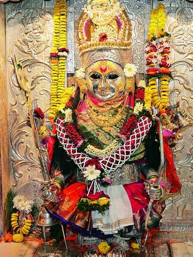 नागपूर जिल्ह्यातील कोराडीत नवरात्र उत्सवात गर्दीचा उच्चांक - Marathi ...