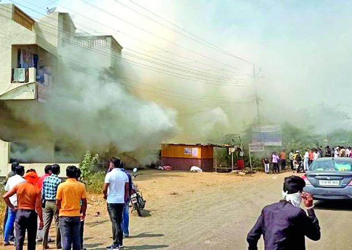 पुसद, उमरखेड शहर आगीच्या घटनांनी हादरले - Marathi News | The city of ...