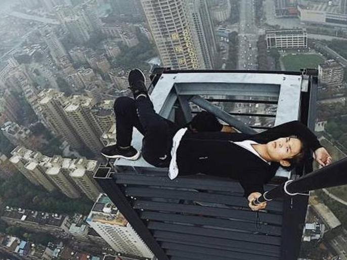 62 व्या मजल्यावरून पडून स्टंटमॅनचा मृत्यू - Marathi News | Stuntman ...