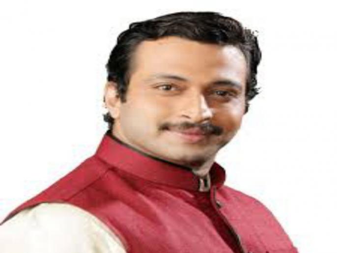 अमोल कोल्हे शुटिंगमध्ये व्यस्त, राष्ट्रवादीचे नेते- कार्यकर्ते त्रस्त ... अमोल कोल्हे शुटिंगमध्ये व्यस्त, राष्ट्रवादीचे नेते- कार्यकर्ते त्रस्त ...