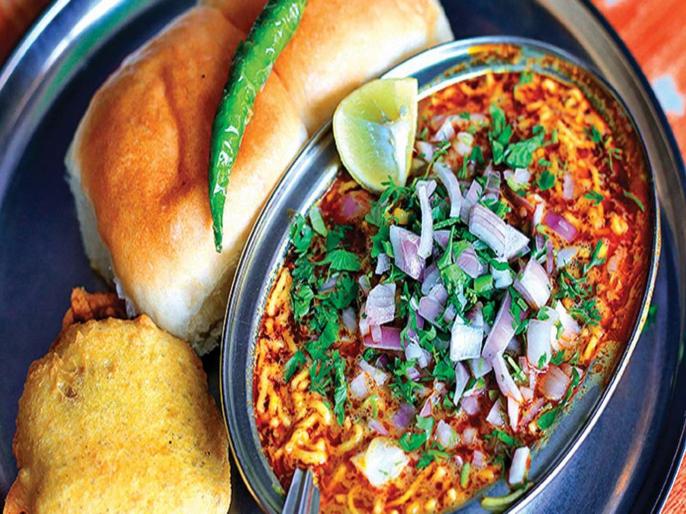 Spicy Misal Recipe : झणझणीत चविष्ट मिसळ, खालं तर बोटं चाखत रहालं ...