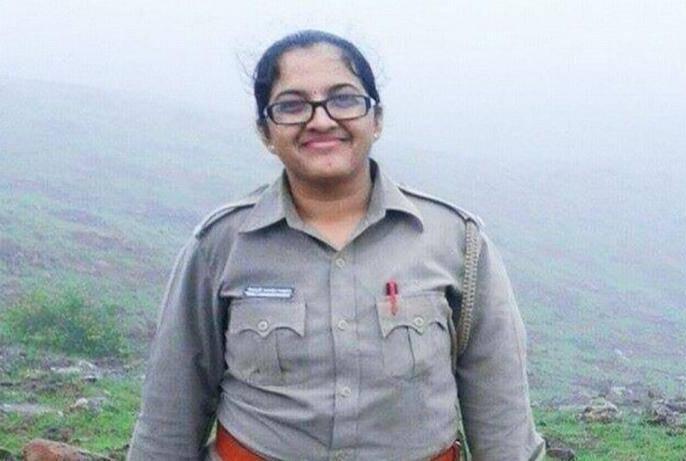 Deepali chavan | Deepali chavan Suicide News | Deepali chavan News ...