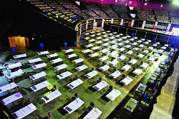 एनएससीआय वरळी डोममध्ये विलगीकरण कक्ष - Marathi News | Separation ...