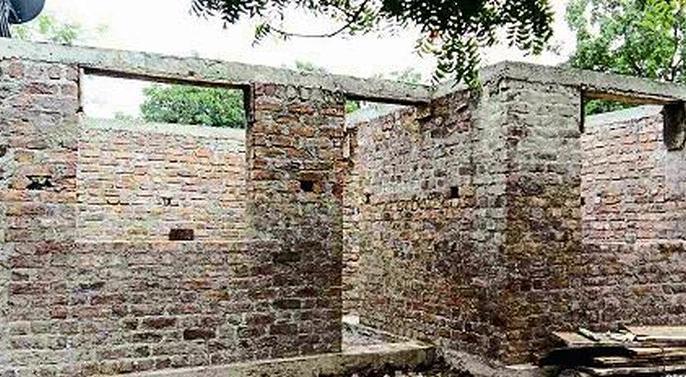 घरकुलांसाठी मोफत रेती मिळेना - Marathi News | Free sand was not ...