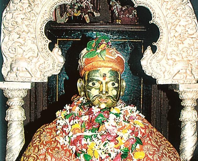 निवृत्तीनाथ समाधी संस्थानच्या मुदतवाढीबाबत संभ्रम - Marathi News ...