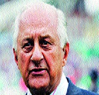 Commentary On Shahiar | शहरयार यांच्यावर टीका | Lokmat.Com